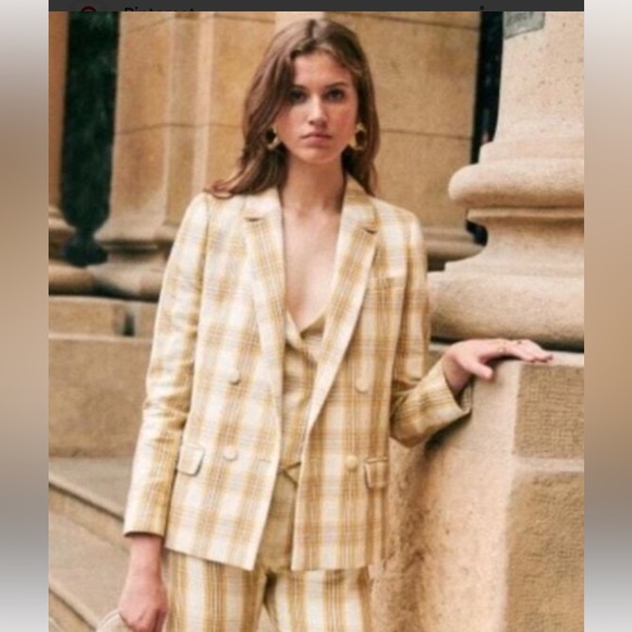 Sezane | Jackets & Coats | Sezane Nwt Zack Vest Beige Ochre Bordeaux ...